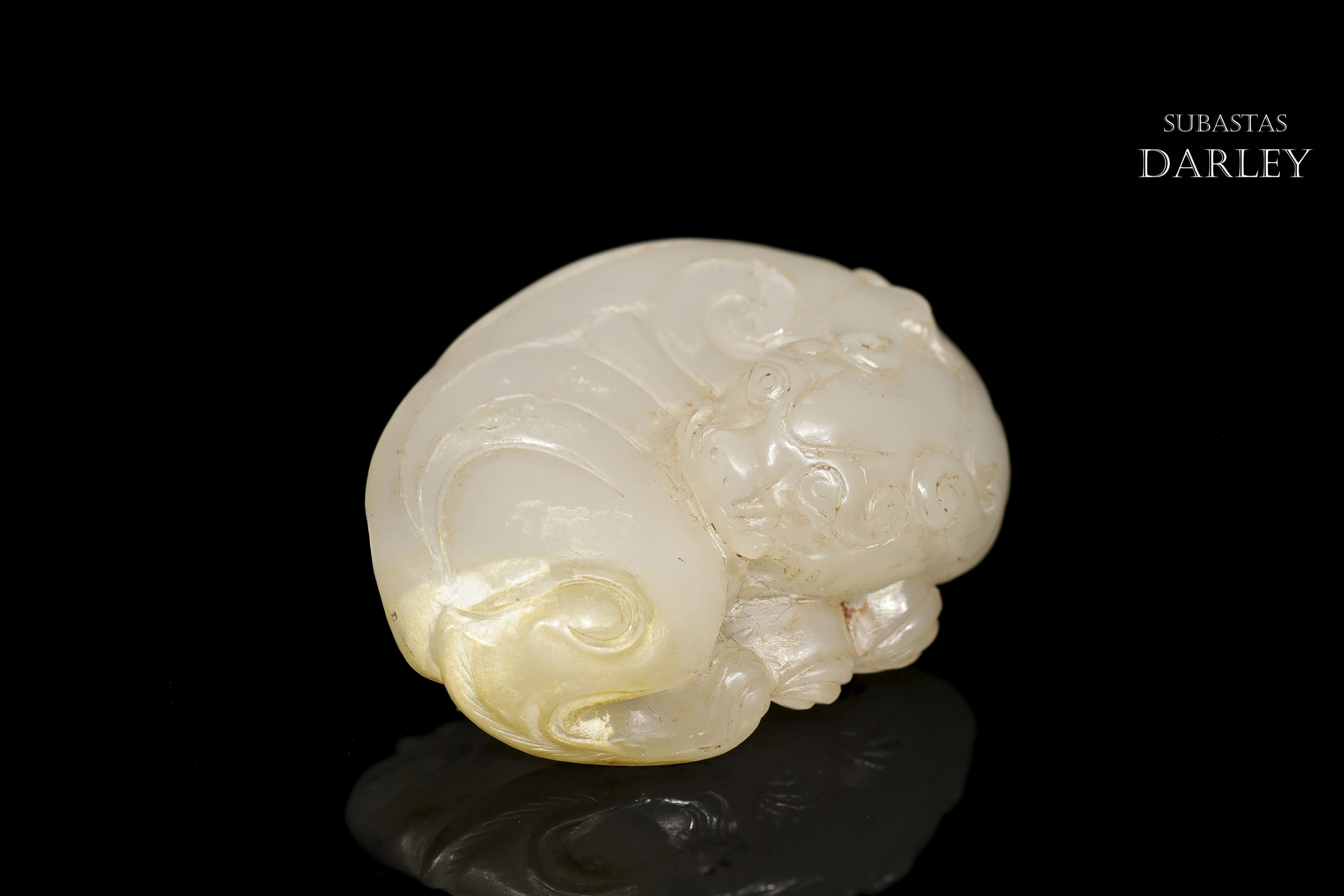Figura de jade blanco "león", dinastía Han del este